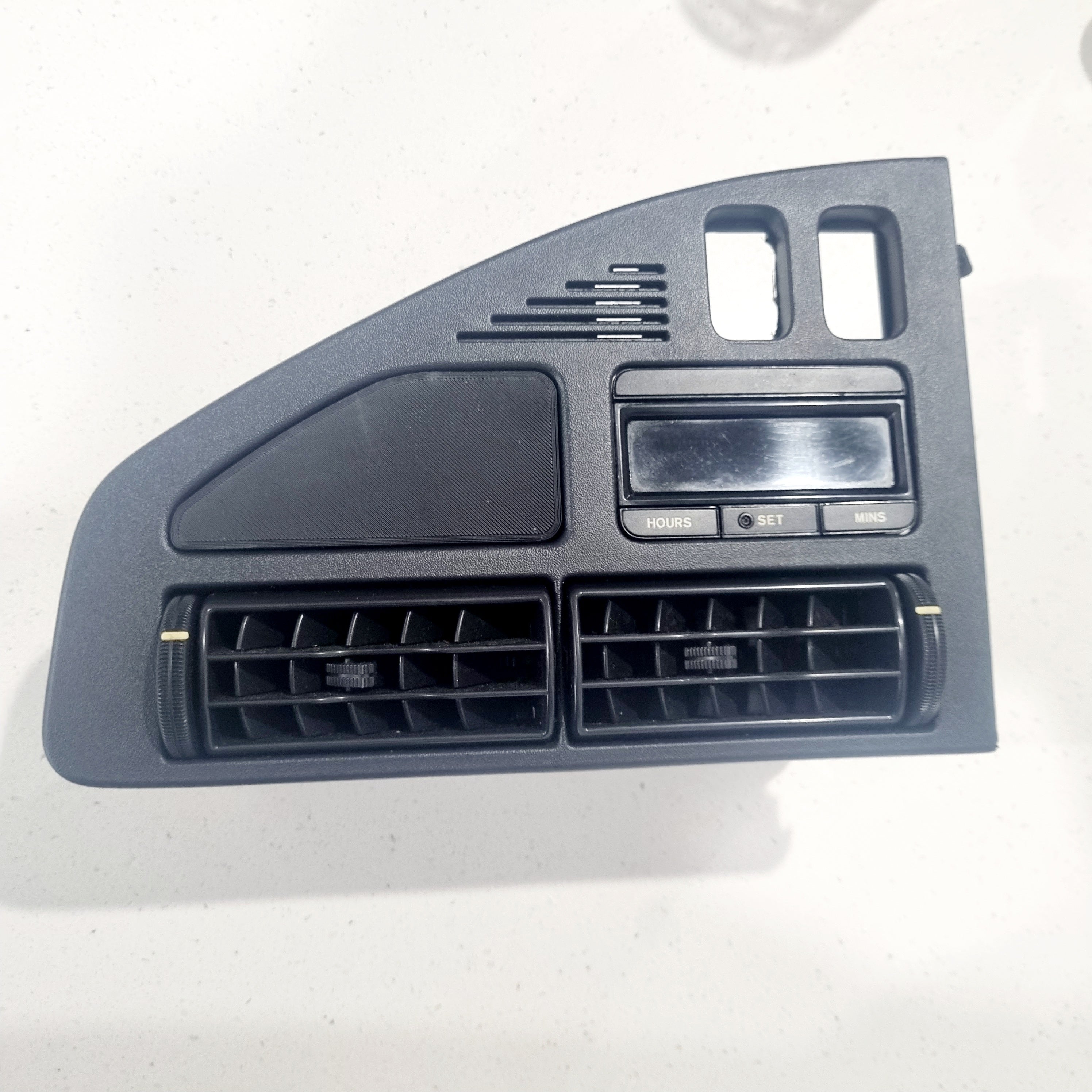 EB falcon dash blank – Plastix Resto